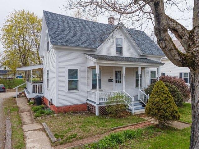 house with 4 bedroom, Keene NH DS103069331