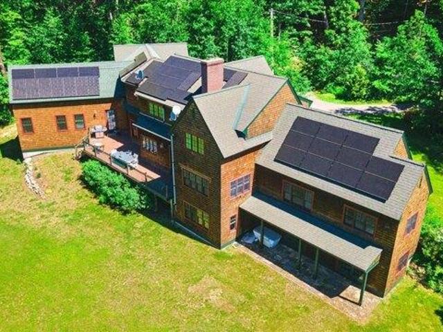 house with 4 bedroom, Keene NH DS104187579