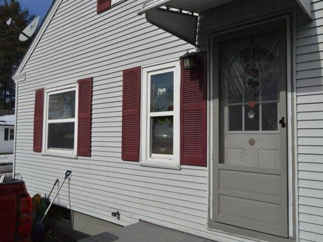 house with 4 bedroom, Keene NH ES103884997