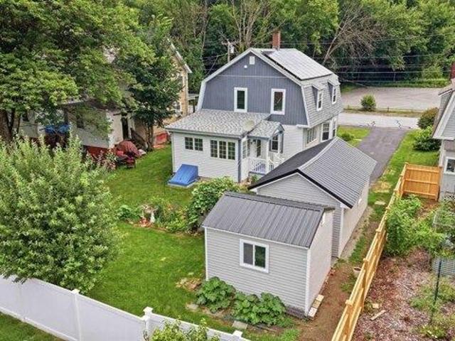 house with 4 bedroom, Keene NH ES104852887