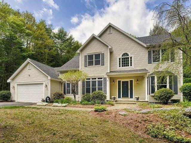 house with 4 bedroom, Keene NH ES105157337