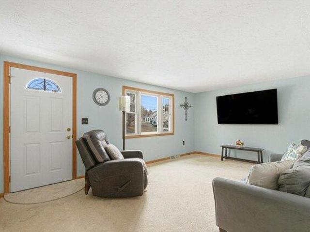 house with 4 bedroom, Kingston MA DLS101898533