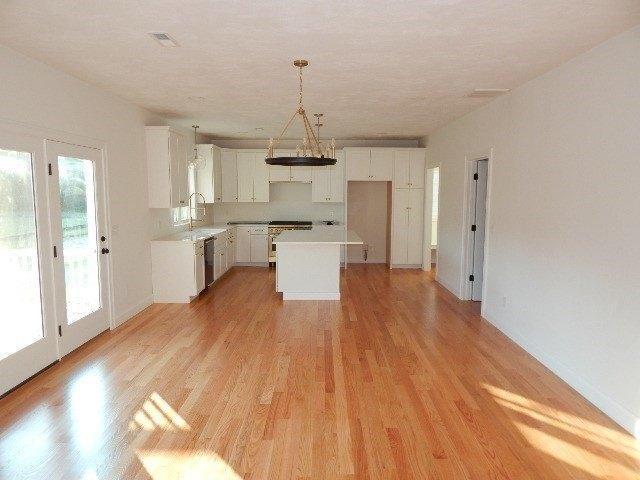 house with 4 bedroom, Kingston MA ES104810861