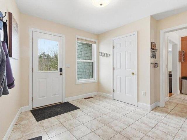 house with 4 bedroom, Kingston NH DS101780801