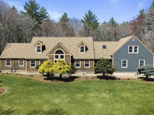 house with 4 bedroom, Kingston NH ES104409634