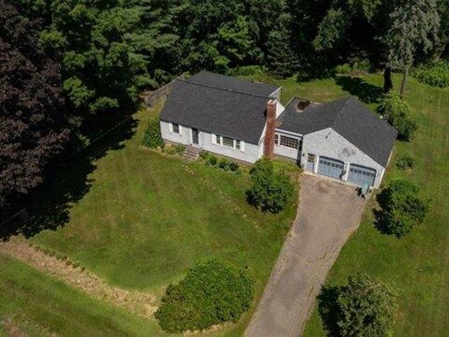 house with 4 bedroom, Kingston NH ES105095054