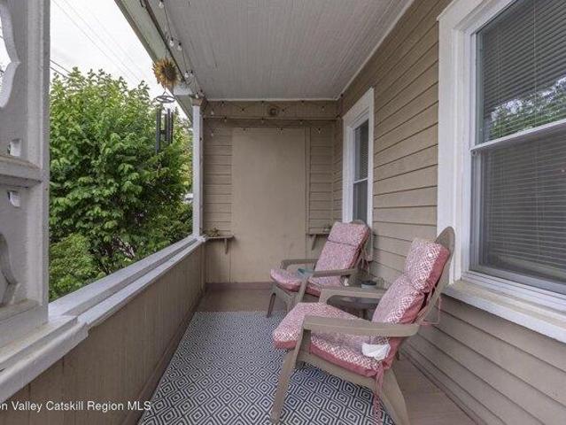 house with 4 bedroom, Kingston NY ES104905263