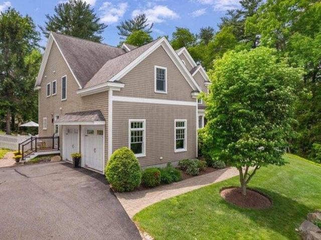 house with 4 bedroom, Kittery ME DS103889791