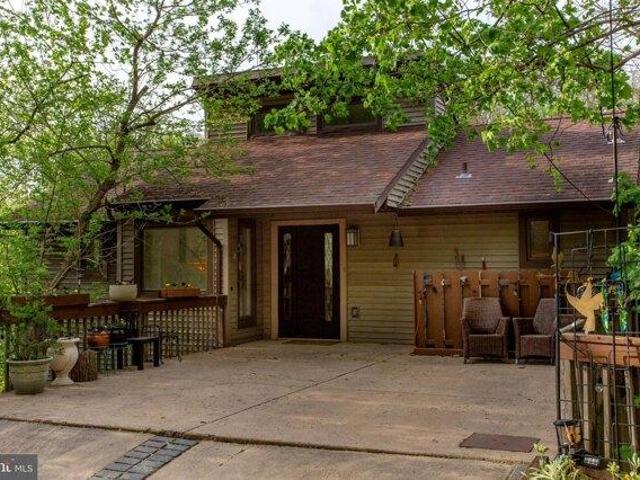house with 4 bedroom, Lambertville NJ DLS101750545