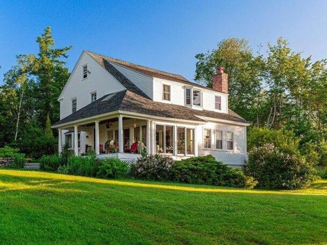 house with 4 bedroom, Lamoine ME ES103966260
