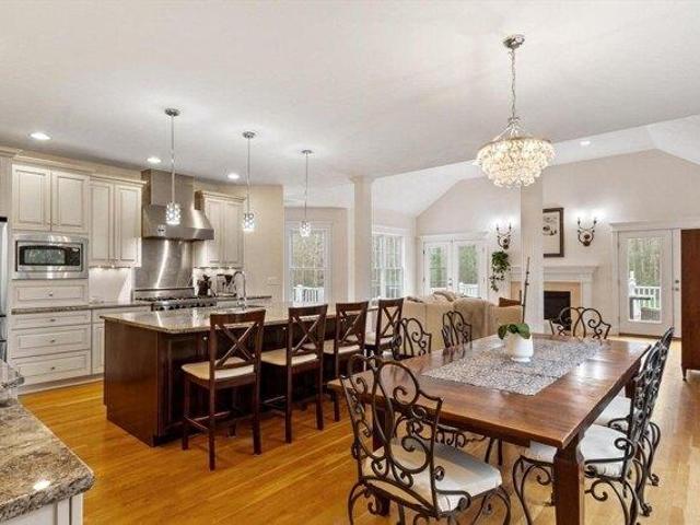 house with 4 bedroom, Lancaster MA ES103098882