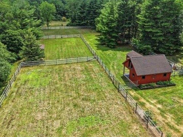 house with 4 bedroom, Lancaster MA ES105082978