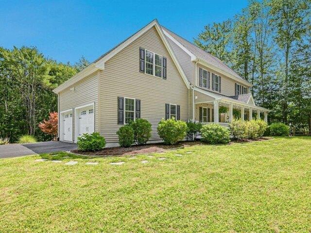 house with 4 bedroom, Lancaster MA ES105114301