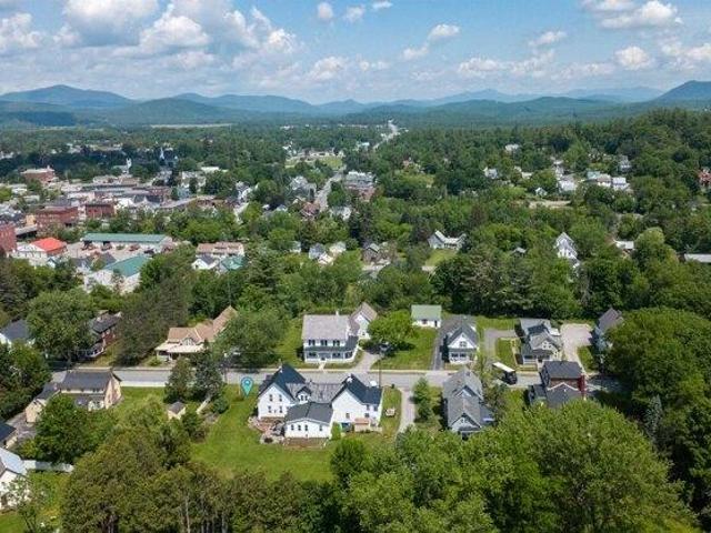 house with 4 bedroom, Lancaster NH ES105115754