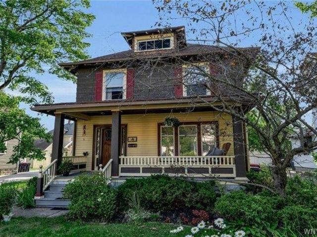 house with 4 bedroom, Lancaster NY ES104904234