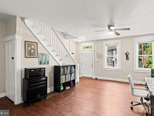 house with 4 bedroom, Lancaster PA ES103623962