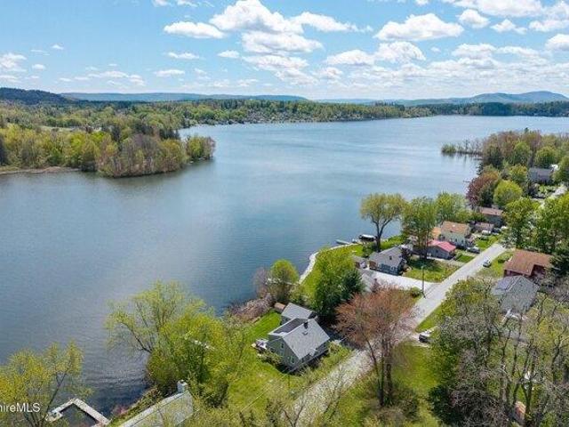 house with 4 bedroom, Lanesborough MA DLS102859595