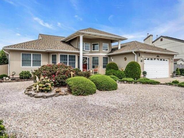 house with 4 bedroom, Lanoka Harbor NJ ES105174548