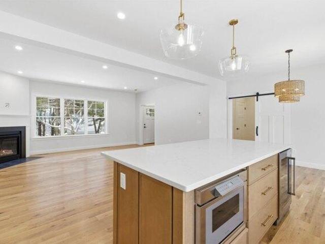 house with 4 bedroom, Laconia NH DLS101629775