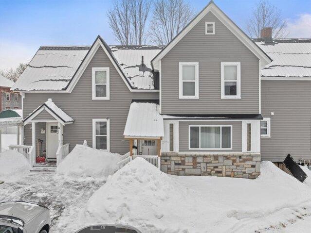 house with 4 bedroom, Laconia NH DLS102670310