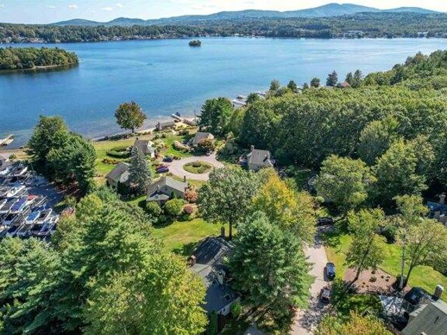 house with 4 bedroom, Laconia NH DS102313155
