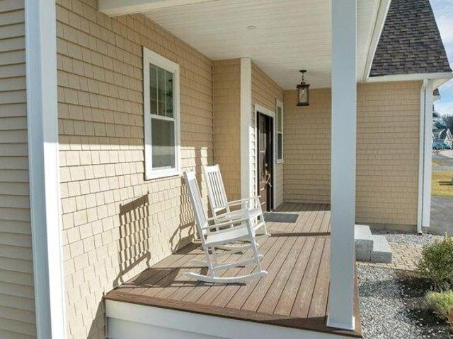 house with 4 bedroom, Laconia NH DS102779172