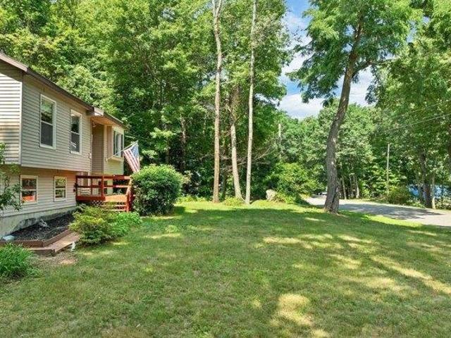 house with 4 bedroom, Laconia NH ES105107104