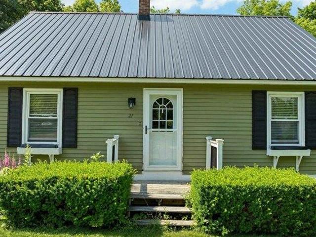 house with 4 bedroom, Laconia NH ES105123112