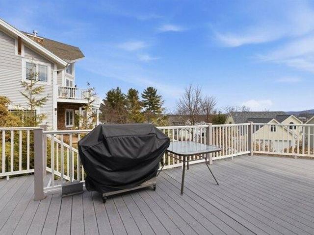 house with 4 bedroom, Laconia NH ES105193153