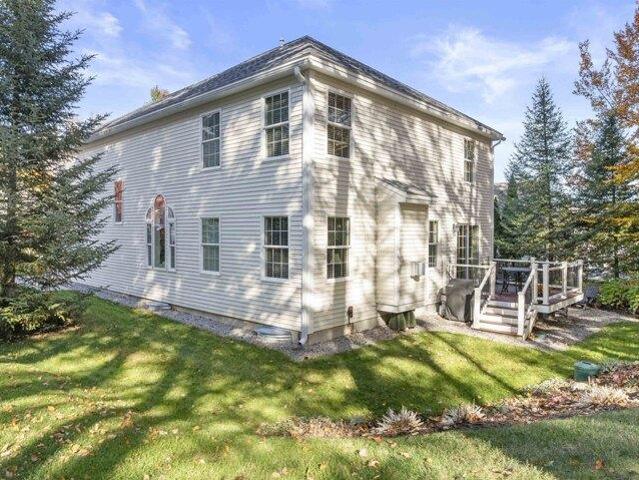 house with 4 bedroom, Laconia NH ES103222991