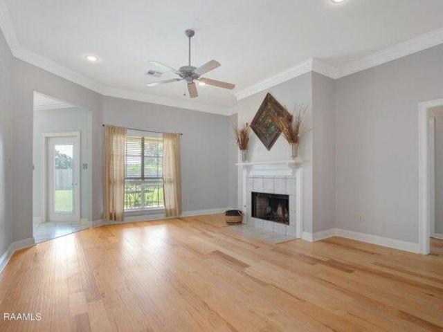house with 4 bedroom, Lafayette LA ES103501175