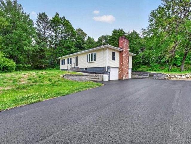 house with 4 bedroom, Lagrangeville NY DS103604001