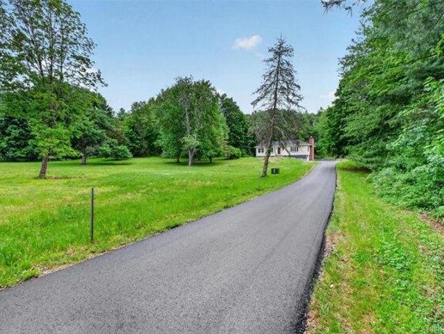 house with 4 bedroom, Lagrangeville NY ES103604001