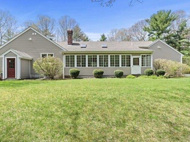 house with 4 bedroom, Lakeville MA DS103100848