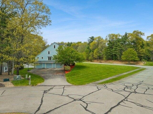 house with 4 bedroom, Lakeville MA DS104116213