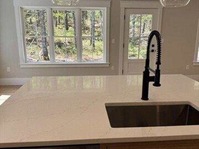 house with 4 bedroom, Lakeville MA ES103036551