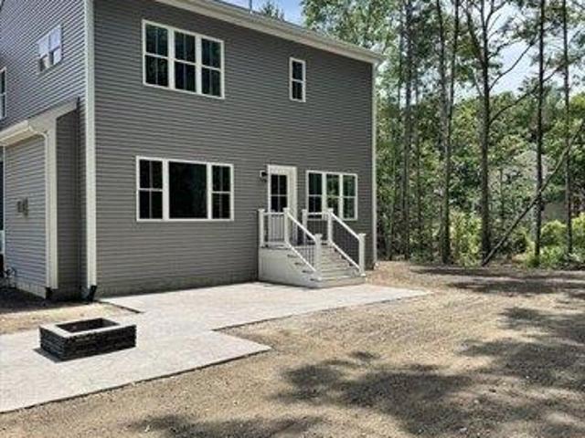 house with 4 bedroom, Lakeville MA ES104442868