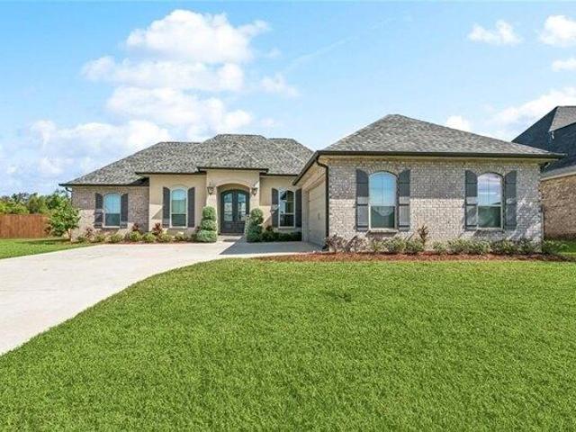 house with 4 bedroom, Laplace LA DLS96397398