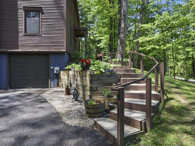 house with 4 bedroom, Lenox MA DS102825310