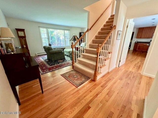 house with 4 bedroom, Lenox MA ES103667365