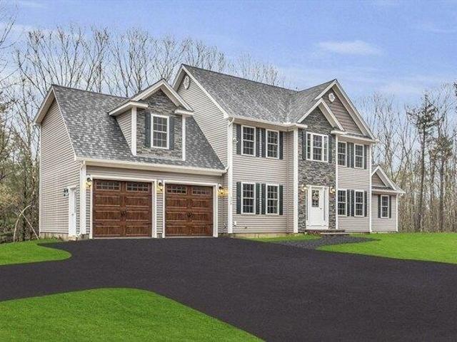 house with 4 bedroom, Leominster MA DS102777146