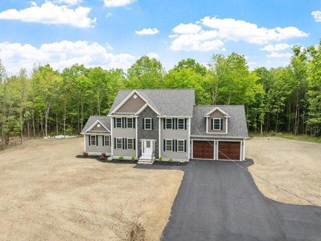 house with 4 bedroom, Leominster MA DS102859524