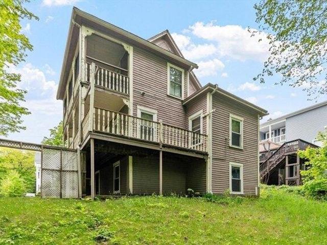 house with 4 bedroom, Leominster MA DS103128239