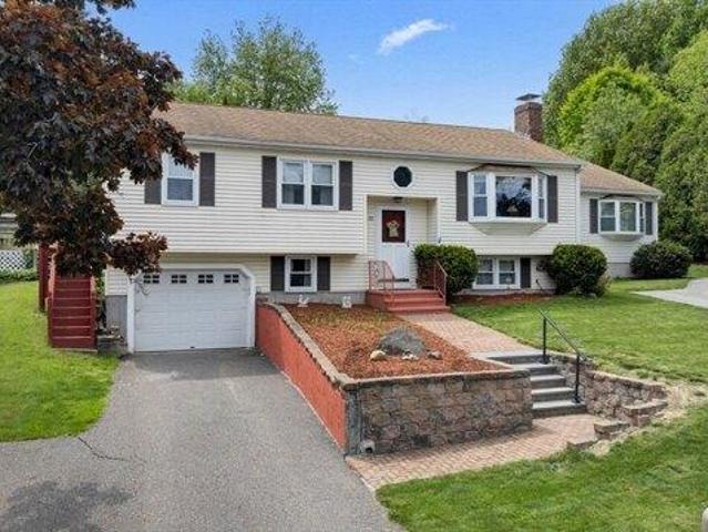 house with 4 bedroom, Leominster MA DS103774300