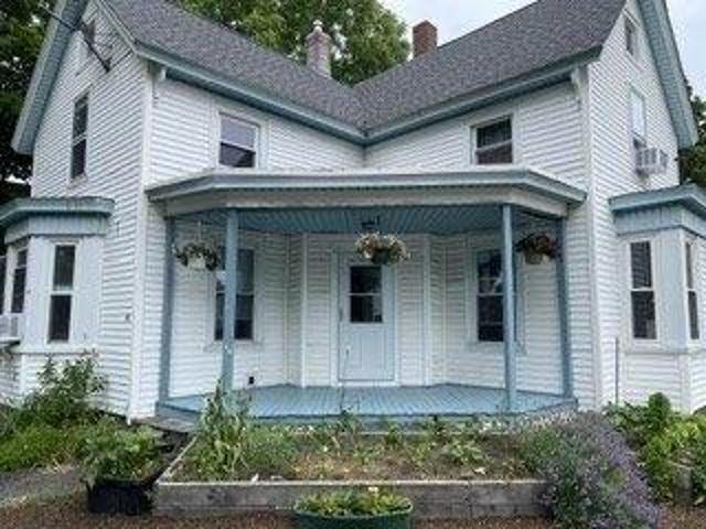 house with 4 bedroom, Leominster MA DS103808206