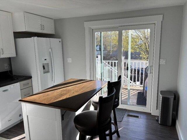 house with 4 bedroom, Leominster MA ES104377162