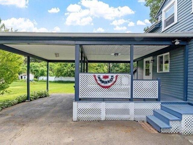 house with 4 bedroom, Leominster MA ES104789384
