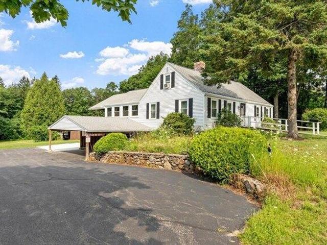 house with 4 bedroom, Leominster MA ES104809862