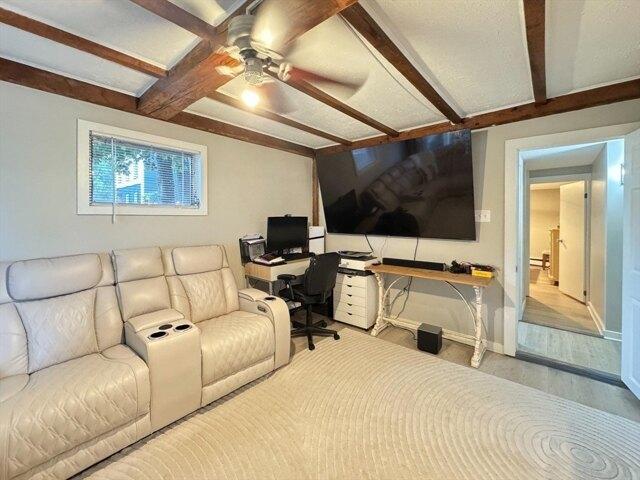 house with 4 bedroom, Leominster MA ES105202767
