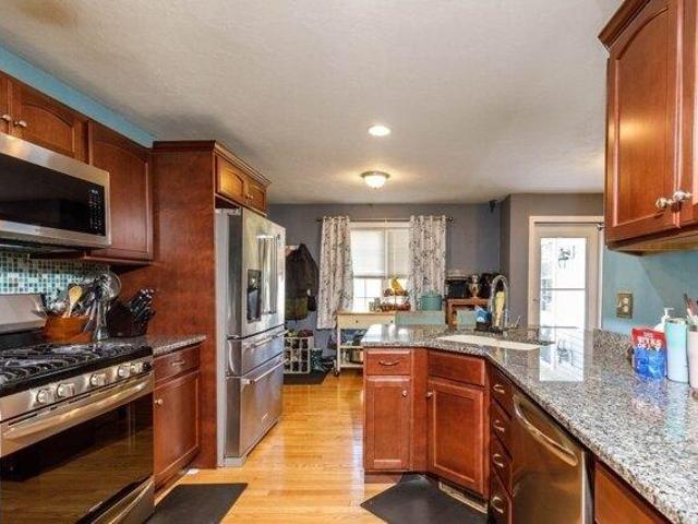 house with 4 bedroom, Leominster MA ES103806786